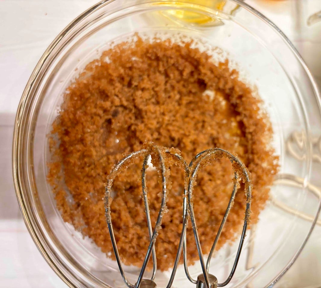 Irresistible Spiced Apple Cake Recipe for a Cozy Autumn