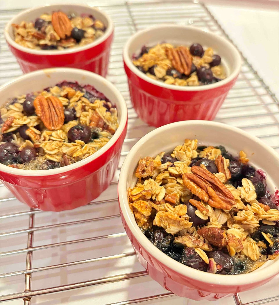 Deliciously Easy Individual Blueberry Baked Oats Cups | Laura M. Ali ...