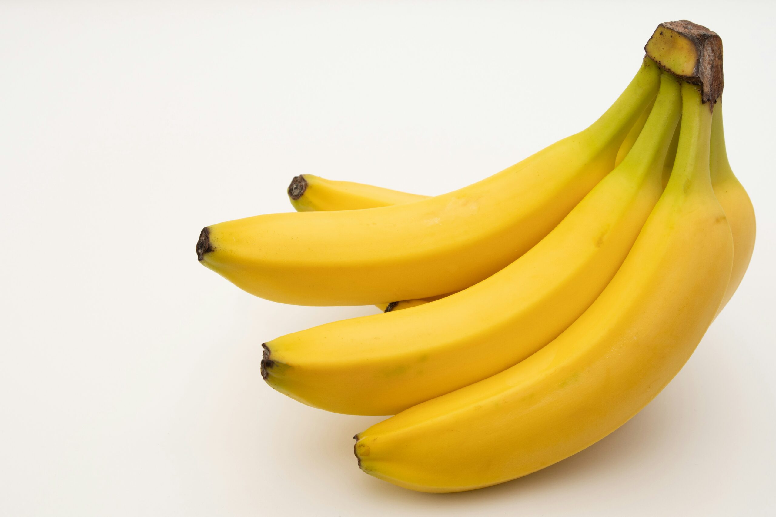 10 Foods that Help with Sleep (And 5 That Will Keep You Awake!)